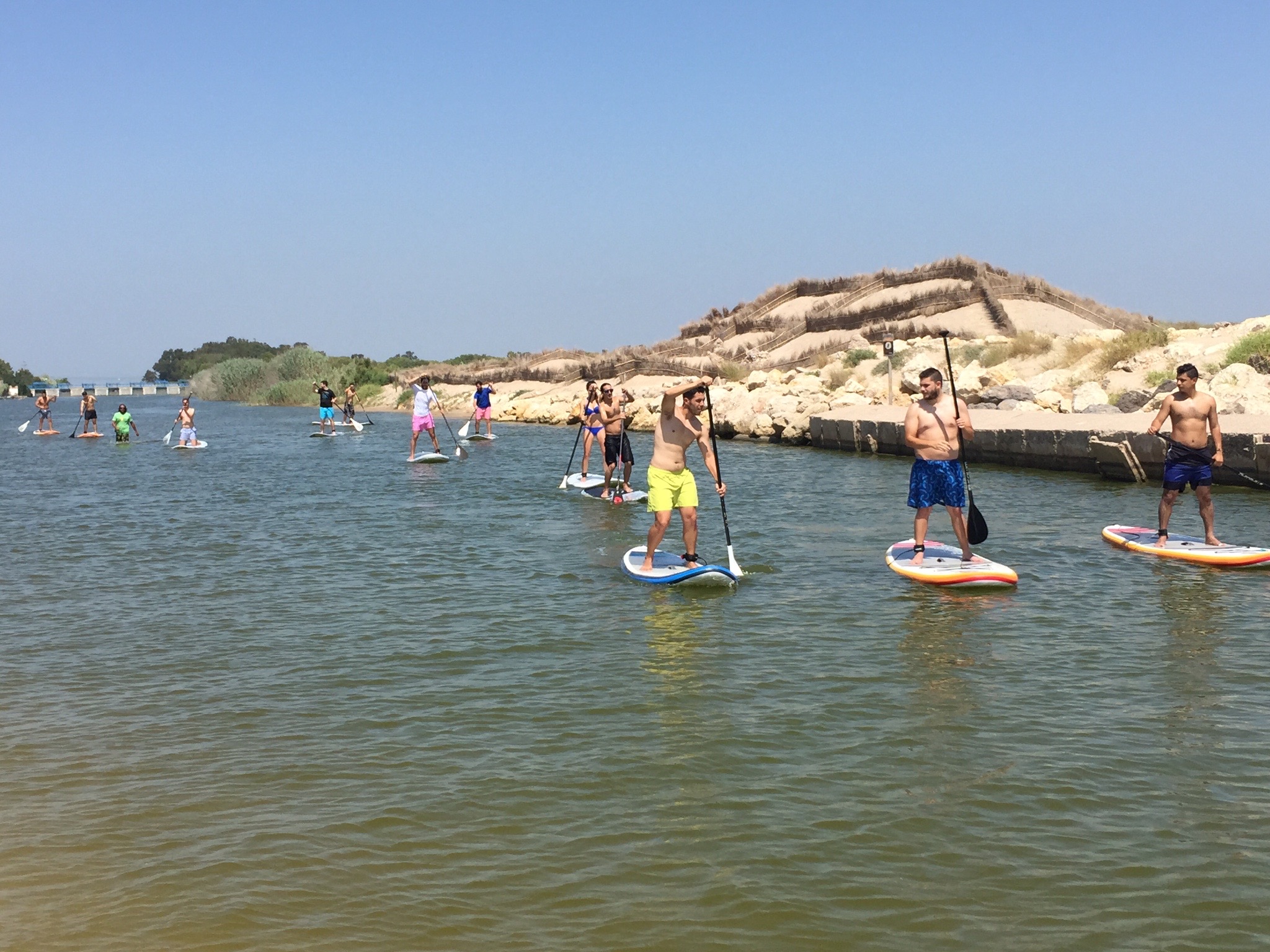 El Paddle Surf nos da la bienvenida al verano - Master Gestión ...